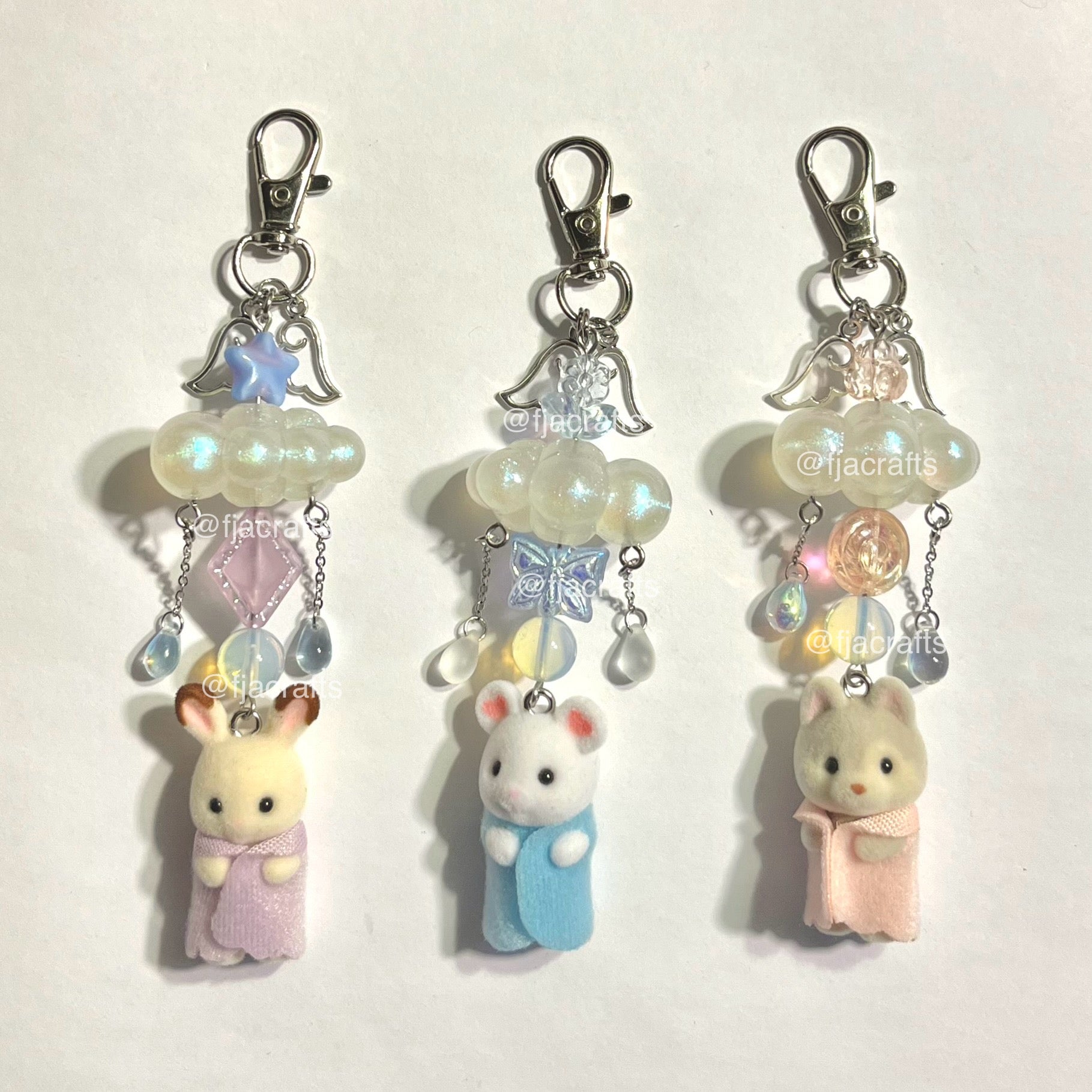 Sylvan Family Cute Kawaii Beaded Clutter Keychain Bag Clip | rain, clo ...